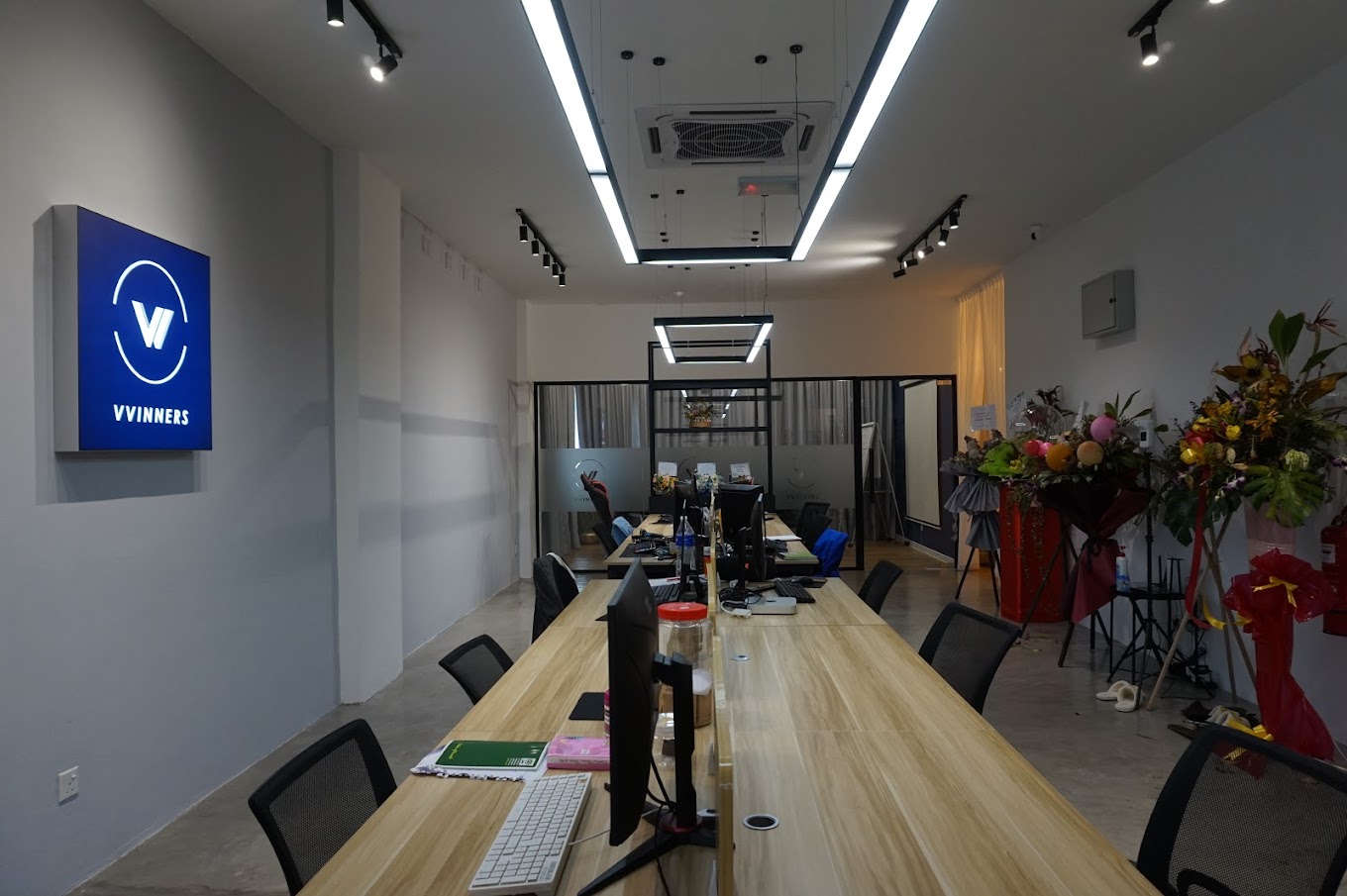 Working at VVinners Technology - Company Profile & Information ...