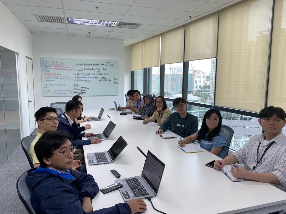 Working at Global Jet Commerce - Company Profile & Information ...