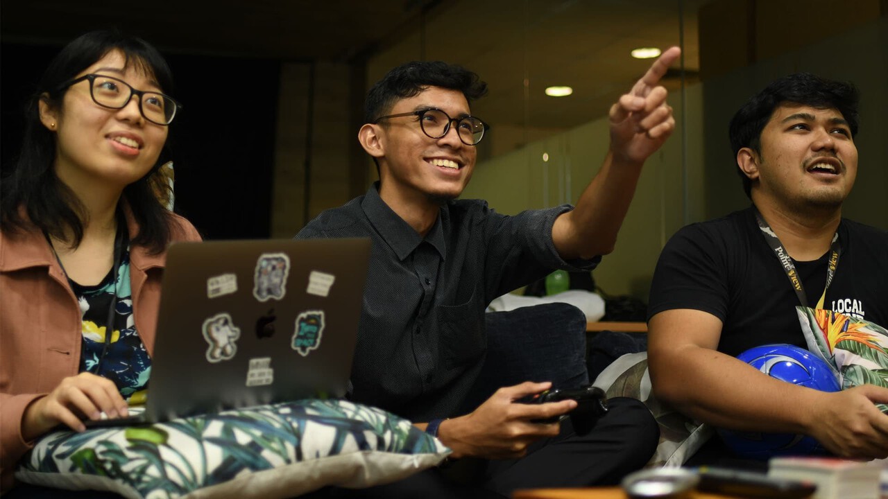 Working at Light Up 7 - Company Profile & Information | Hiredly Malaysia