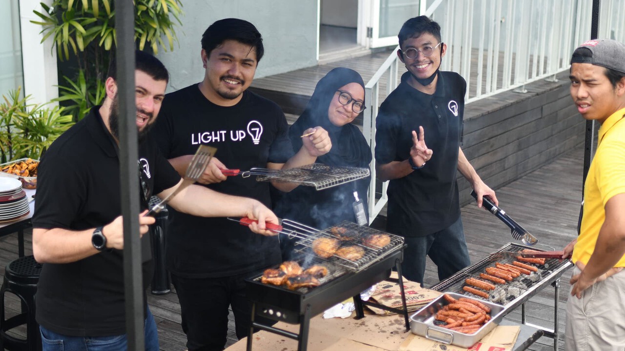 Working at Light Up 7 - Company Profile & Information | Hiredly Malaysia